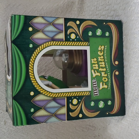Mars | Games | Mm Chocolate Candy Dispenser Fun Fortunes Madame Green ...